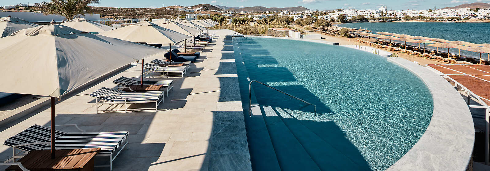 コスメ，ラグジュアリーコレクションリゾート，パロス | Fine Hotels + Resorts | Amex Travel JP